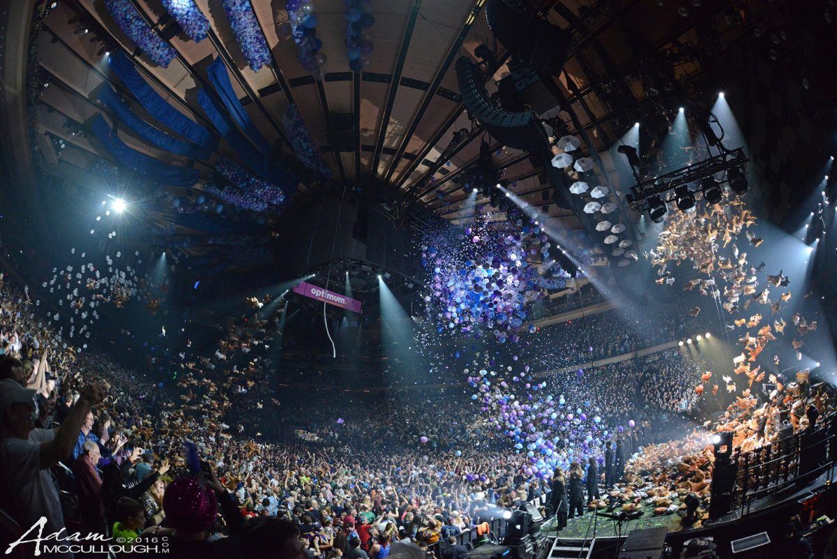 Phish Makes It Rain: New Year's Eve 2016 - 2017 At Madison Square Garden - Setlist, Videos & The ...