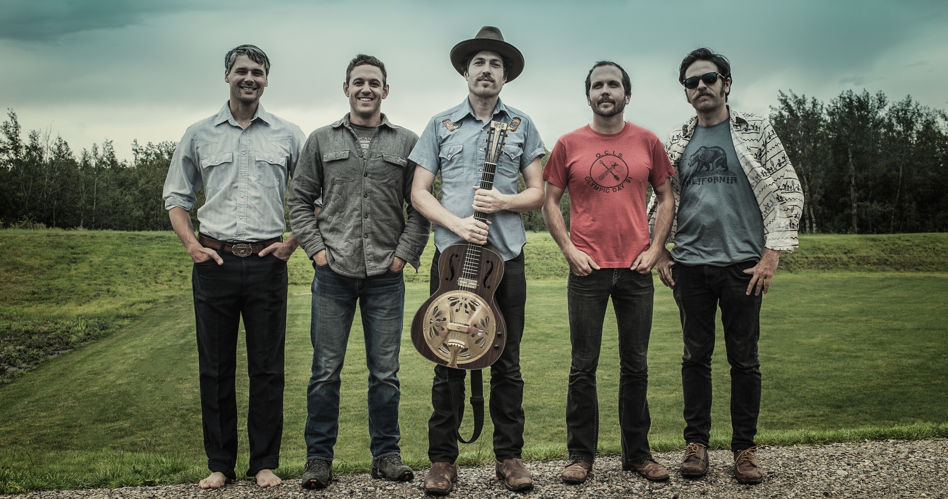 Exclusive Premiere: The Brothers Comatose Cover Ryan Adams For ...