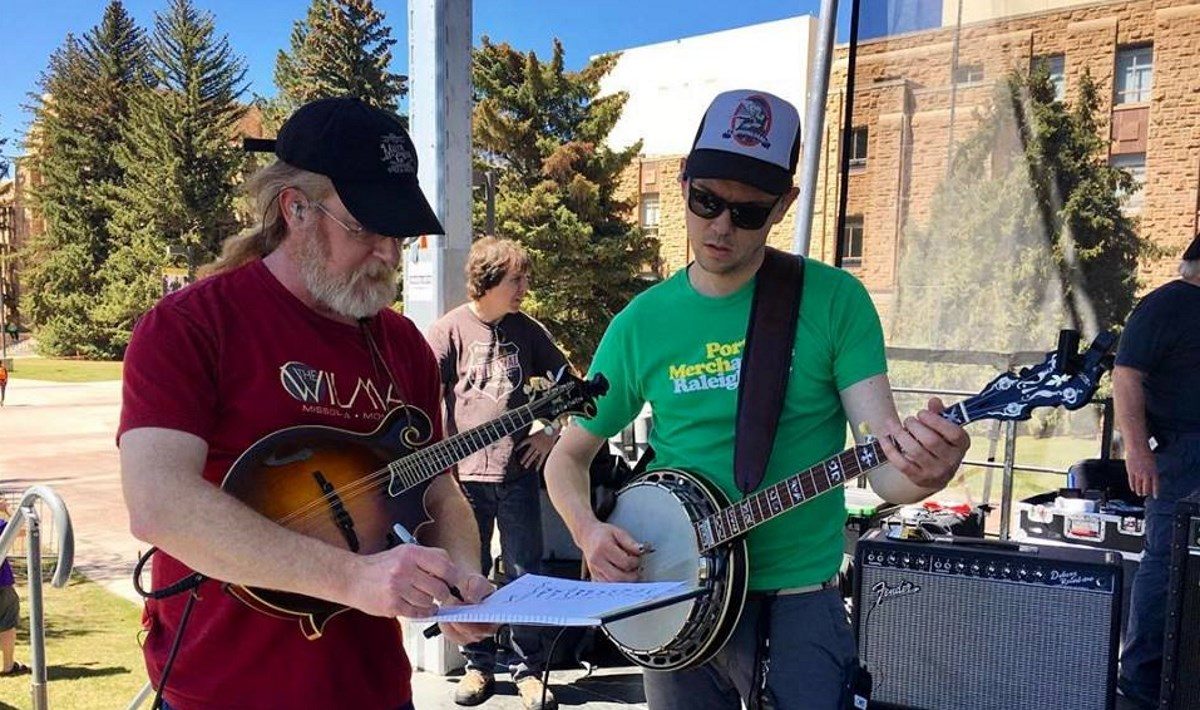 Full Show Audio: Chris Pandolfi Fills In For Railroad Earth's Andy ...