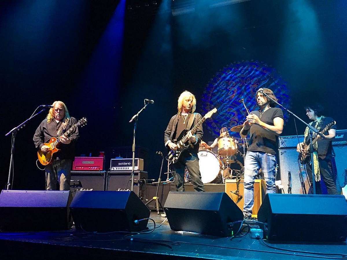 Gov't Mule Welcomes Kenny Wayne Shepherd & More At Blues Fest In London
