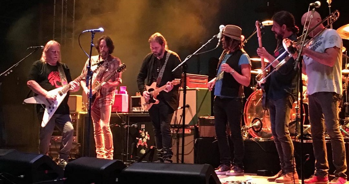 Members Of The Magpie Salute Join Gov’t Mule In Tennessee