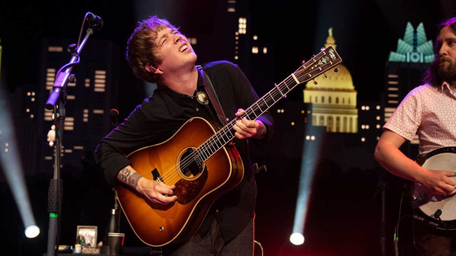 Billy Strings Performs ‘Away From The Mire’ On ‘Austin City Limits’: Exclusive Premiere