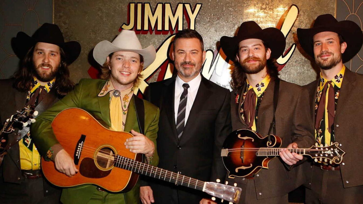 Billy Strings Performs ‘Red Daisy’ On ‘Kimmel’