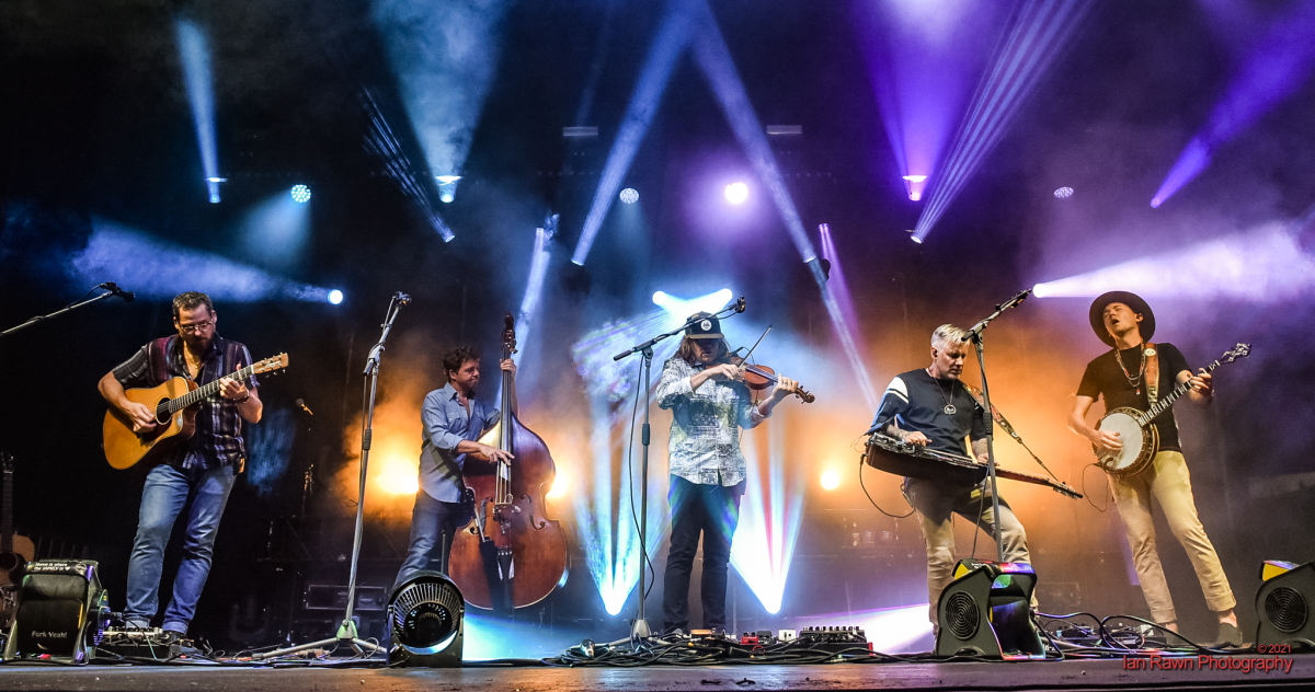 The Infamous Stringdusters Confirm New Year’s Run 2021