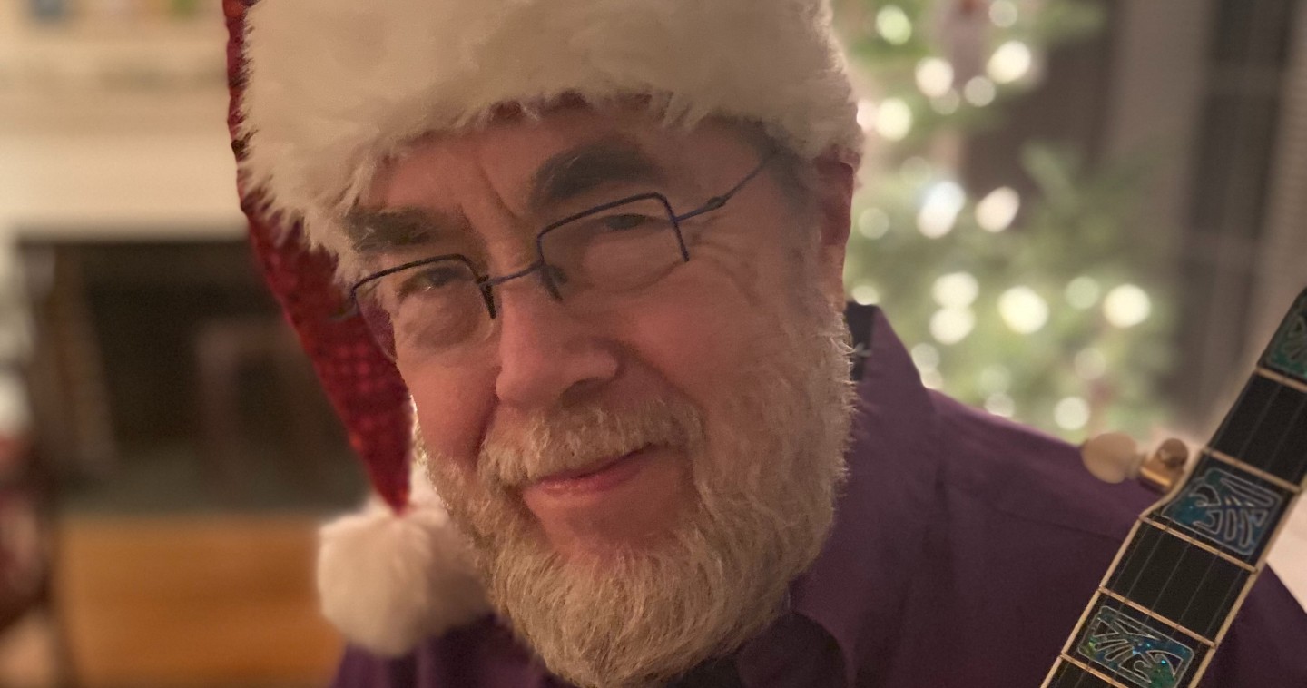 Tony Trischka Shares 2 New Holiday Songs