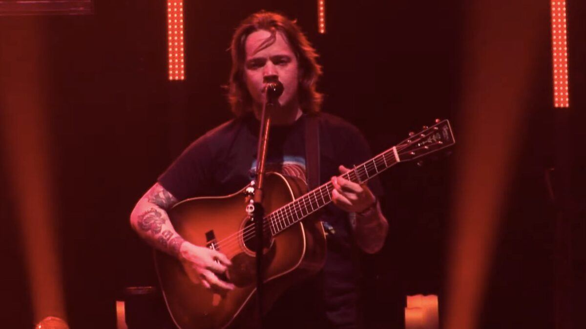 Watch Billy Strings Cover Phish’s ‘Back On The Train’ In Augusta