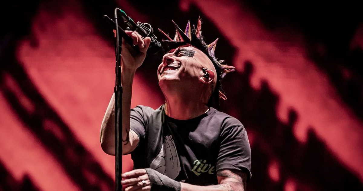 Tool Welcomes Special Guests Emily Wolfe & Pat Mastelotto In Austin