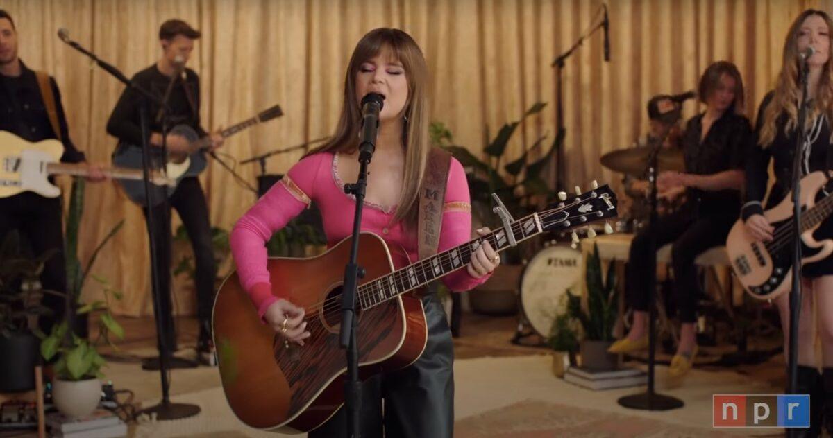 Maren Morris Performs ‘Tiny Desk (Home) Concert’