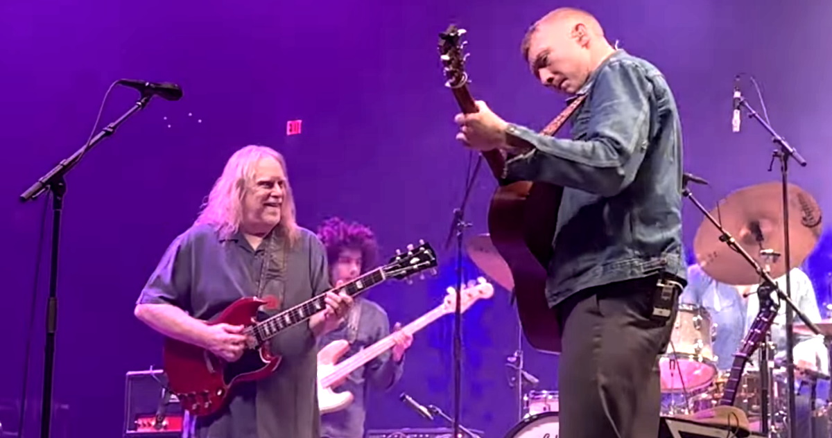 Tyler Childers Taps Warren Haynes For Torrid ‘Trudy’ Cover At Christmas Jam