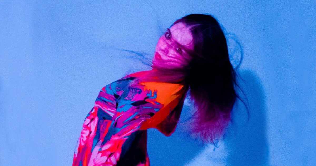 Elise Trouw To Bring ‘Losing Sleep’ US Spring Tour To 23 Cities