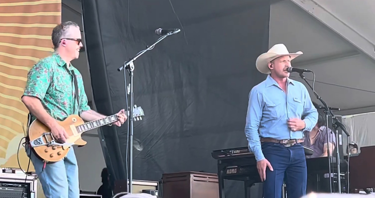 Watch Jason Isbell Bring Out An Oklahoma-Native To Sing 'King Of ... Watch Jason Isbell Bring Out An Oklahoma-Native To Sing 'King Of ...