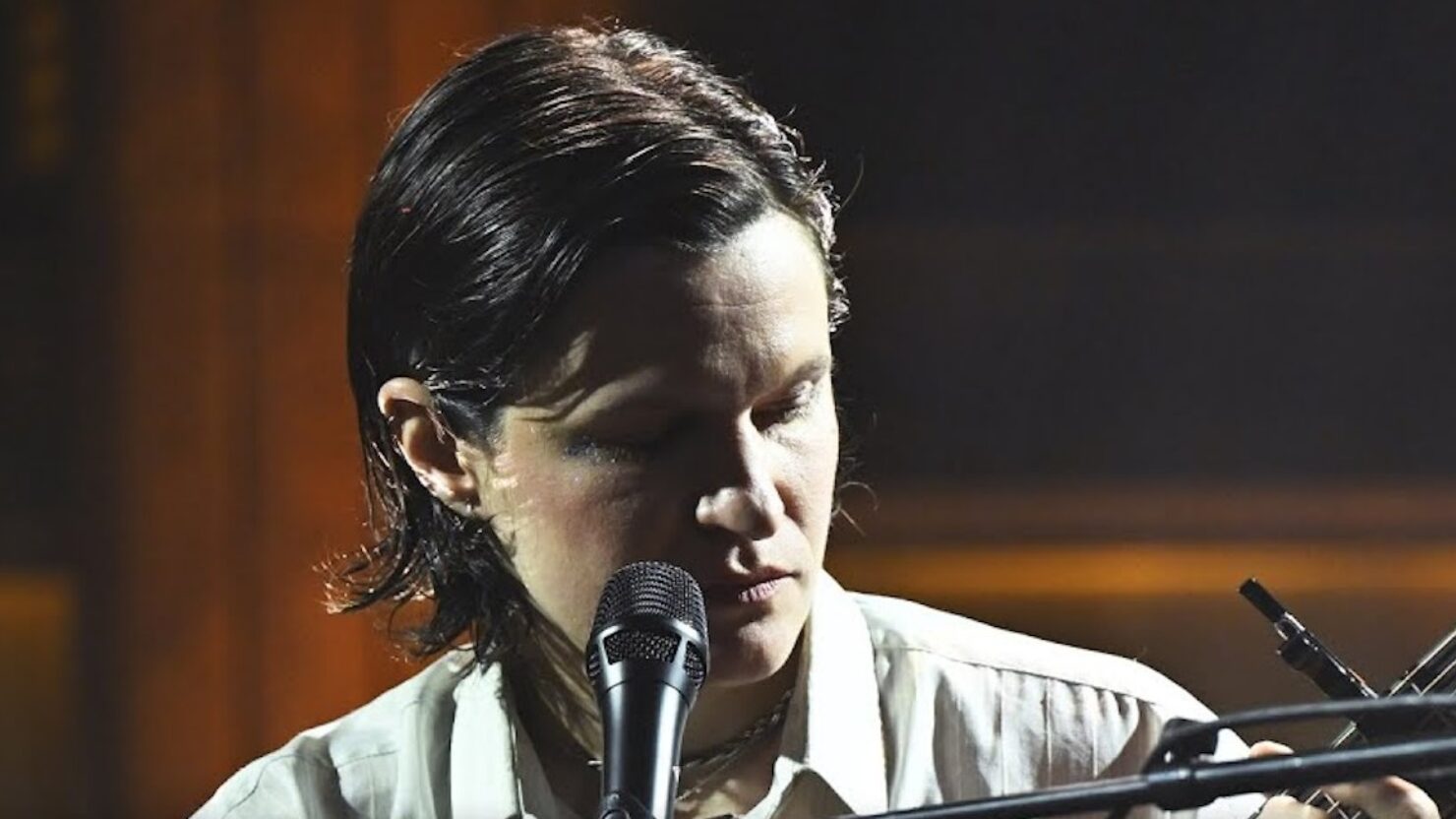 Watch Adrianne Lenker Offer Shimmering Performance Of ‘Free Treasure ...