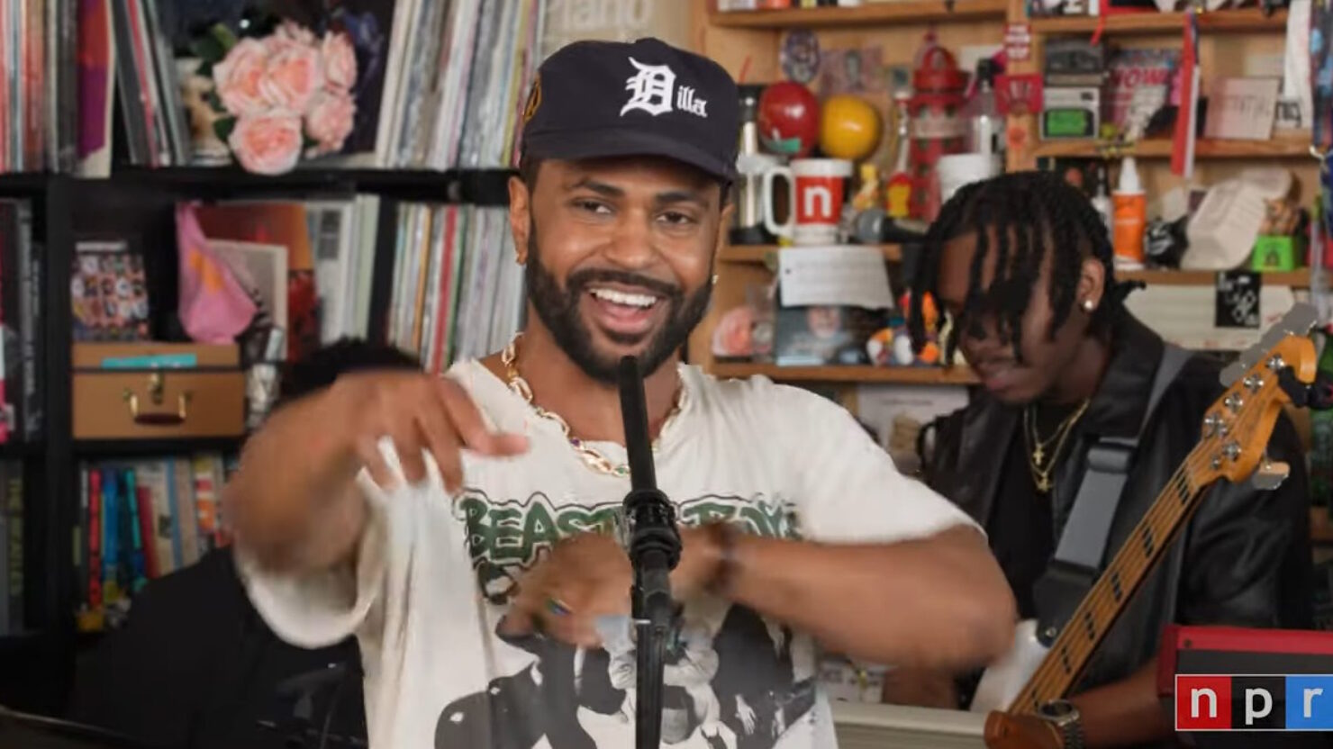 Mixtape Rapper Big Sean Delivers Career-Spanning 'Tiny Desk Concert' Backed By 12-Piece Ensemble