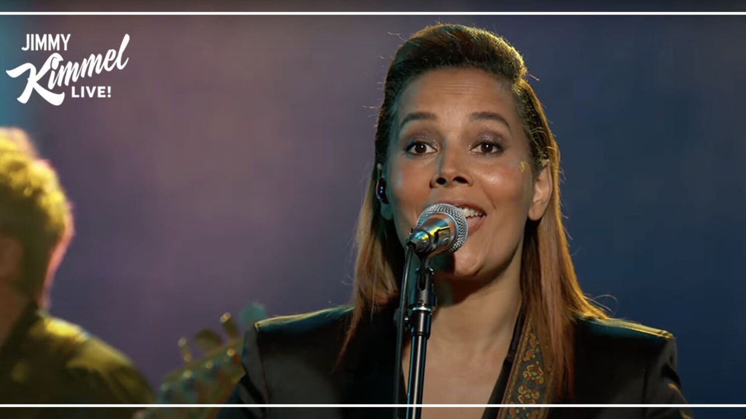 Rhiannon Giddens Delivers High-Octane 'You Louisiana Man' Performance On 'Kimmel'