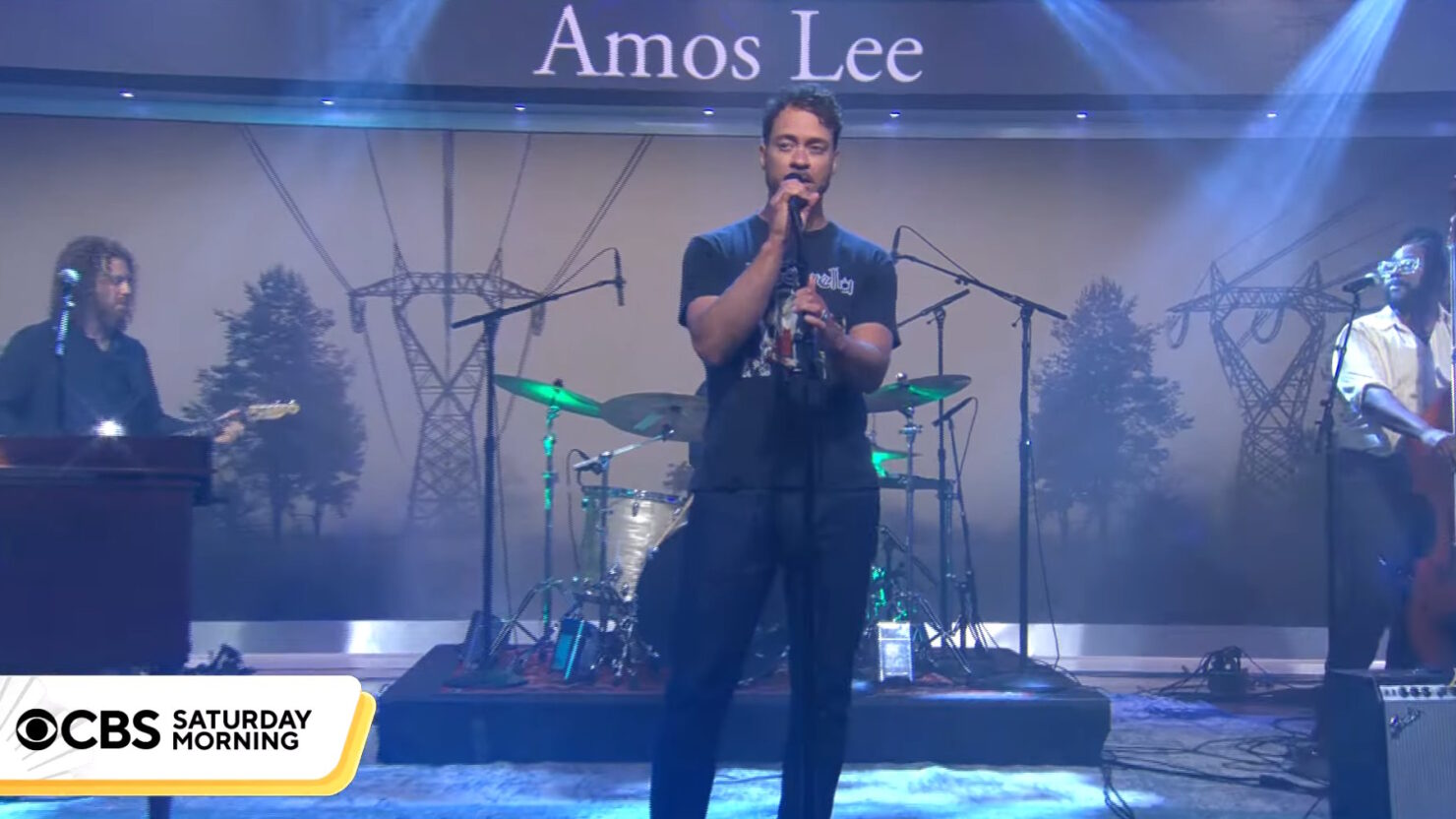 Amos Lee Showcases New Album & Band Lineup On 'CBS Saturday Morning'