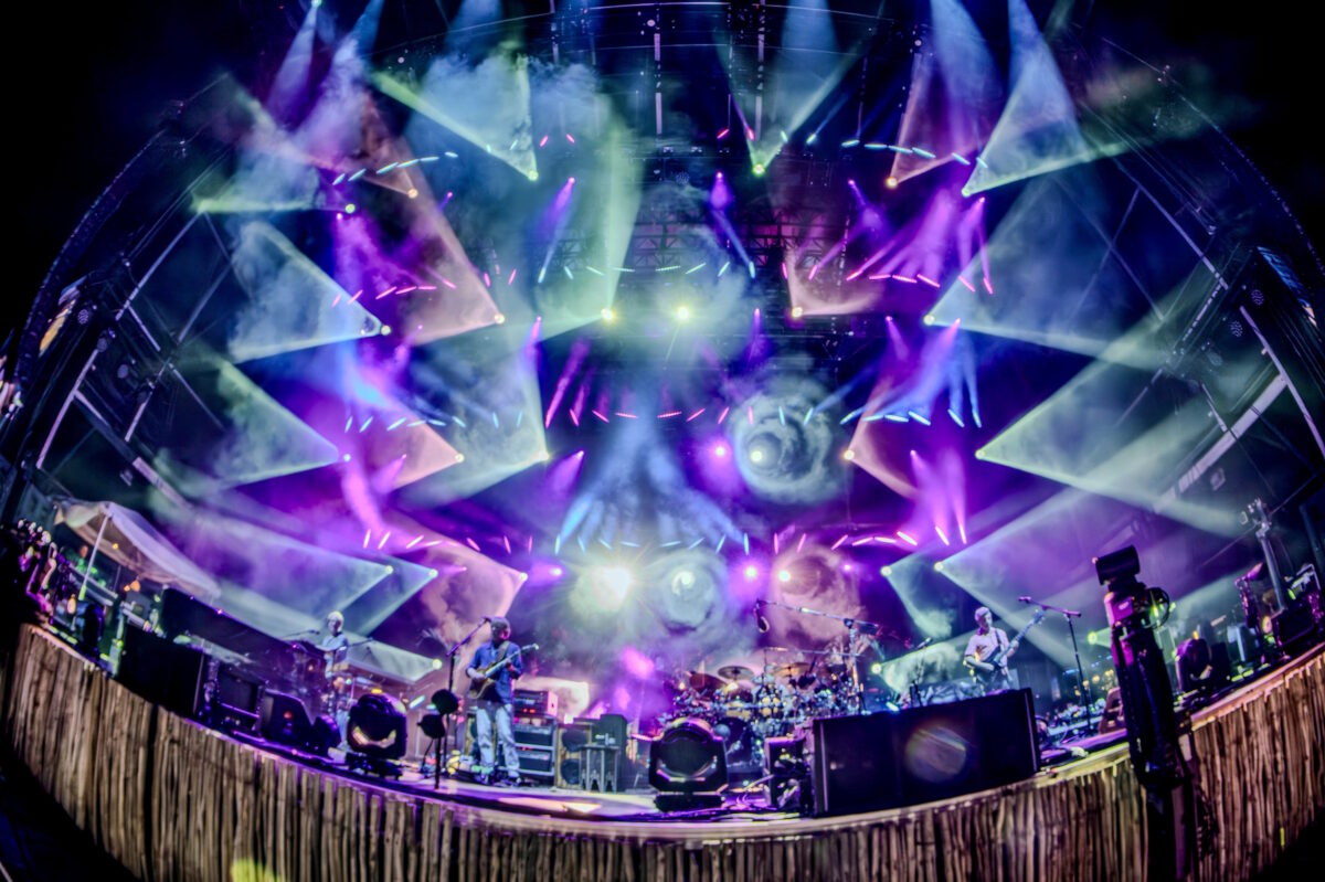 Mellow In Mexico: Phish Eases Into Riviera Maya 2025 With Expanded Opening Show