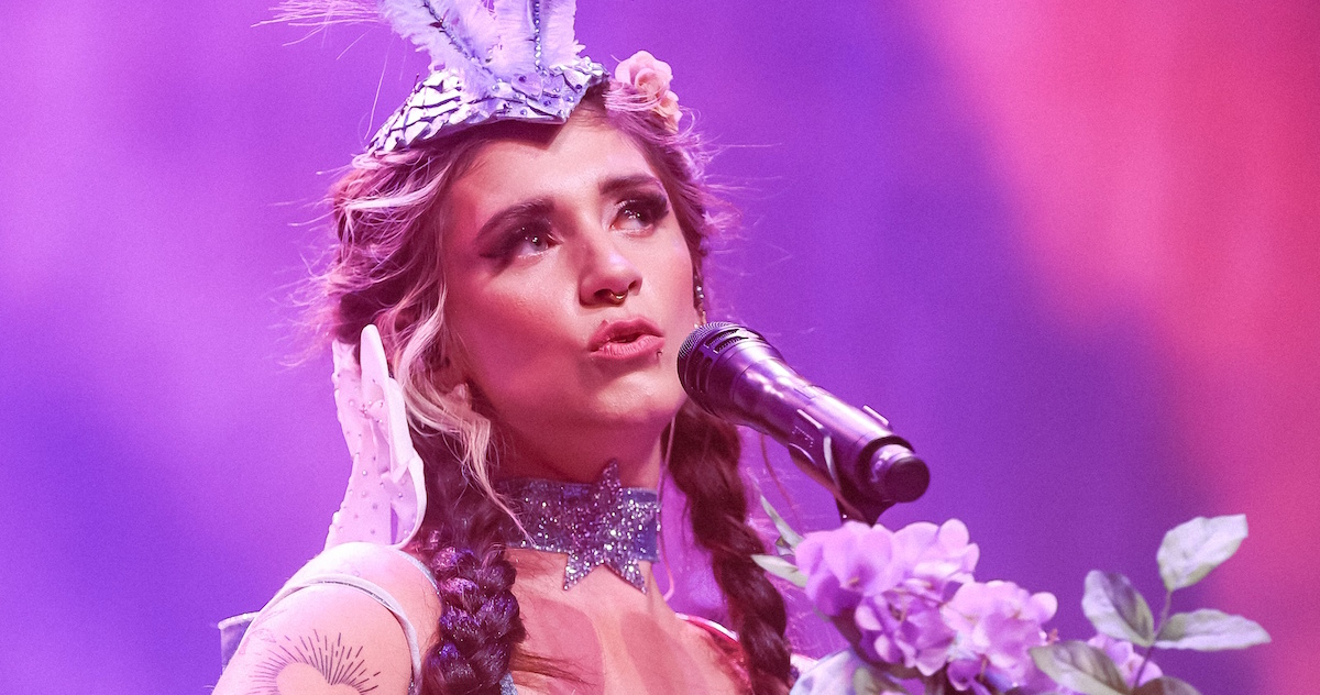 Sierra Ferrell Extends Shoot For The Moon Tour Into 2025