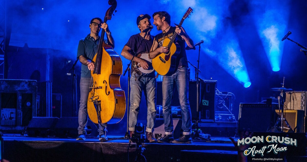 The Avett Brothers Unveil Moon Crush Avett Moon 2025 Lineup: Sierra Ferrell, Molly Tuttle, More