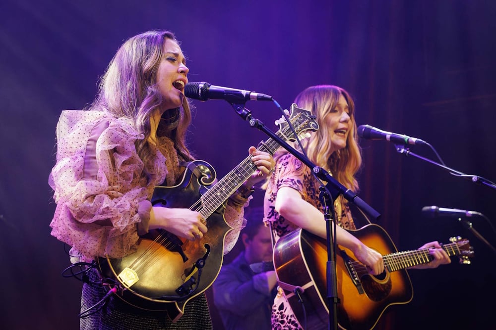 Sierra Hull Celebrates New Album Release With Béla Fleck, Molly Tuttle ...