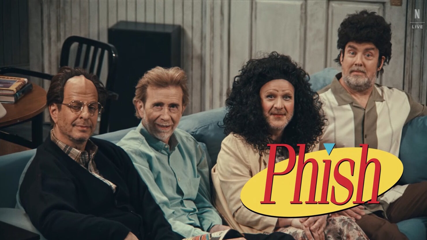 Watch Phish Parody ‘Seinfeld’ On ‘Everybody's Live With John Mulaney’