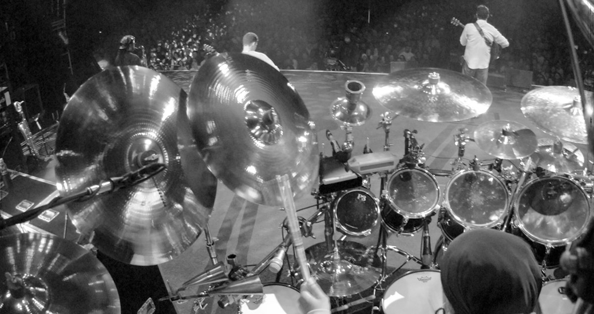 Dave Matthews Band Picks 2005 Concert With Special Guest Eric Krasno ...