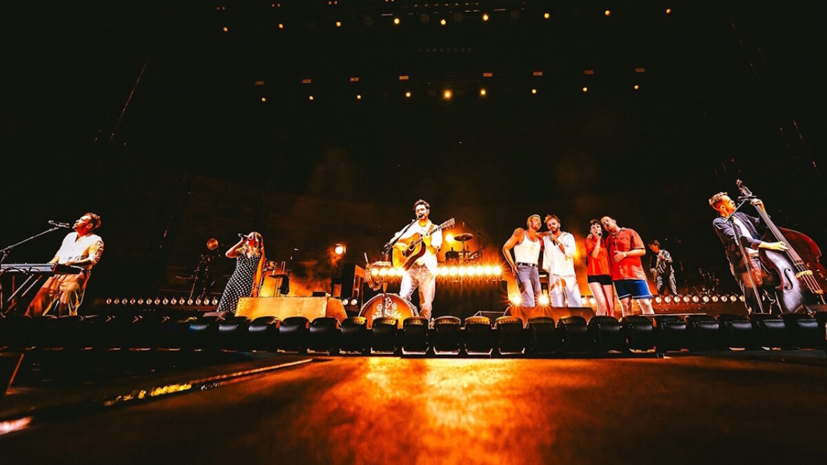 Watch ‘Ted Lasso’ Cast Members Join Mumford & Sons At Concert Near Kansas City
