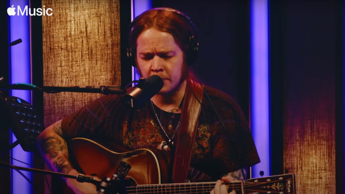 Billy Strings To Livestream Trio Run With Bryan Sutton & Royal Masat