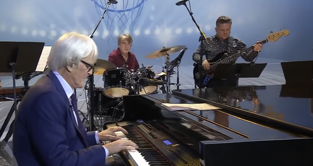 Watch John Tesh Tip Off ‘Roundball Rock’ Live On ‘Today Show’