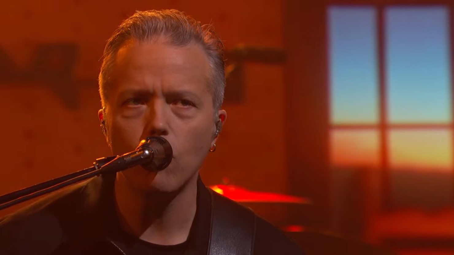 Jason Isbell And The 400 Unit Turn Solo Cut ‘Crimson & Clay’ Into ...